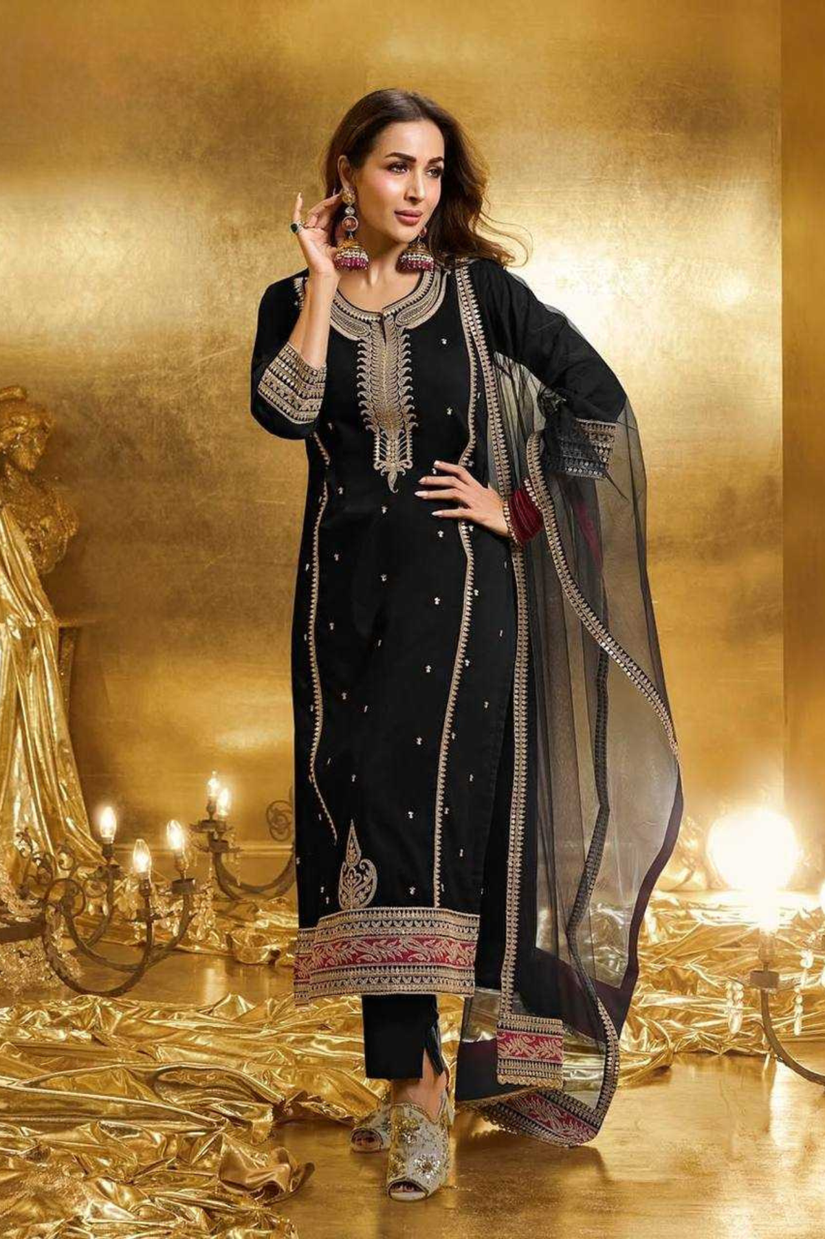 Zarqa Noir – Designer Heavy Embroidered Party Wear Suit Set – kavyo.in